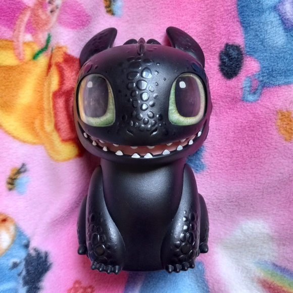 Toys | Dreamworks Dragon Interactive Flying Toothless With Lights And ...